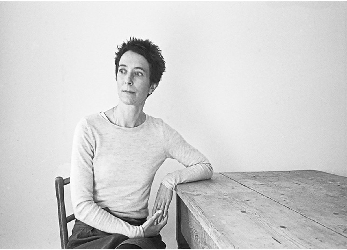 When she first arrived, she sat still, for hours ‹ Konstepidemin